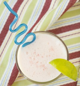(Sort of) Brazilian Sweetened Condensed Milk Strawberry Limeade — La ...